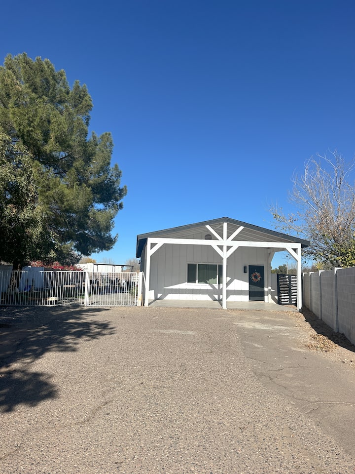 Pura Vida Farm Gilbert - Gilbert, AZ