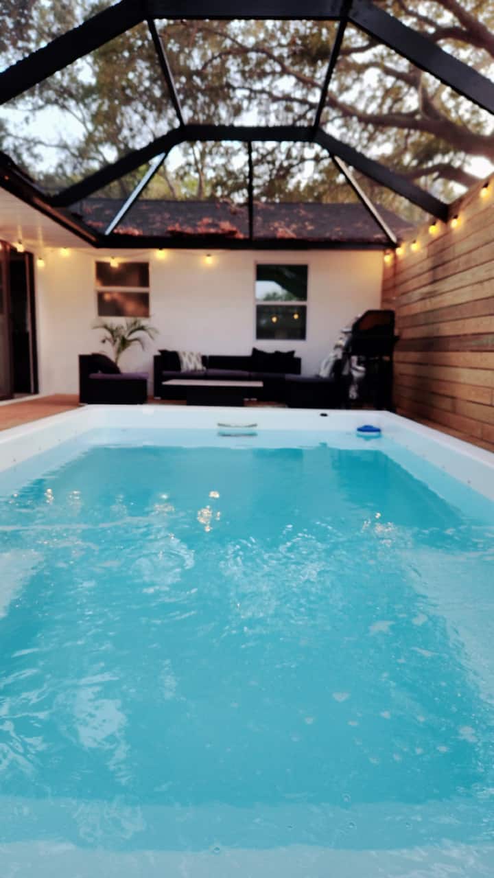 Cozy Home In Sarasota - Siesta Key, FL