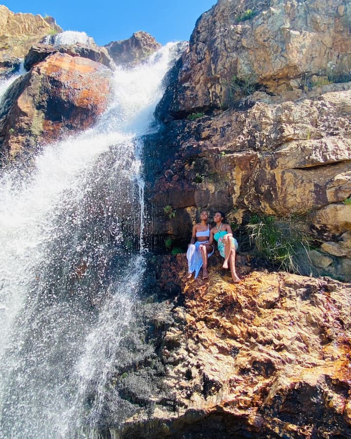 Hideaway + Sauna + Hot Tub + Mountain Views - Wolseley