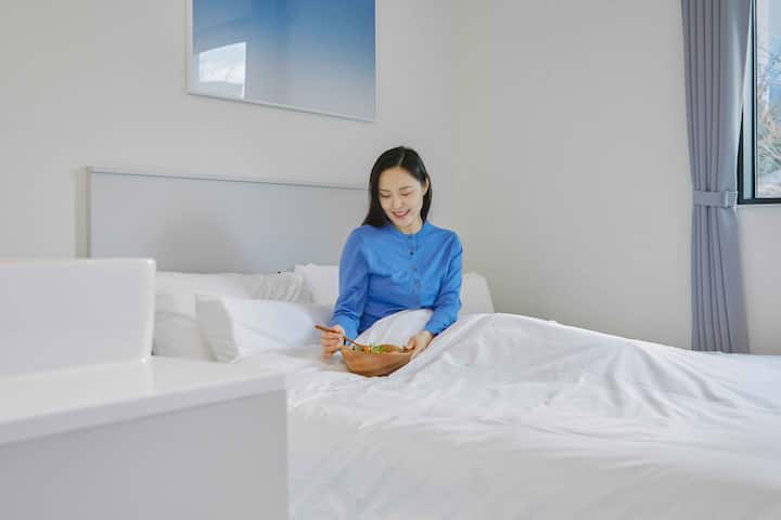 [개봉아늑에어호텔] 개봉역 3분 위치! 스탠다드룸 #퀸사이즈베드 #신상숙소 #연박할인 - Seoul