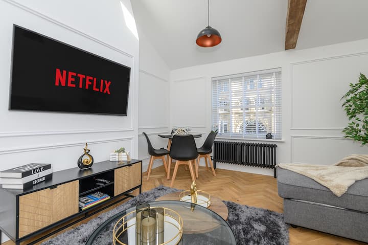 Newly Built Deluxe 2bd | Steps To Ivy Asia Leeds - Leeds