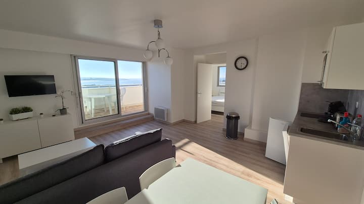2 Pièces Avec Vue Exceptionnelle Sur Mer à Royan. - Royan
