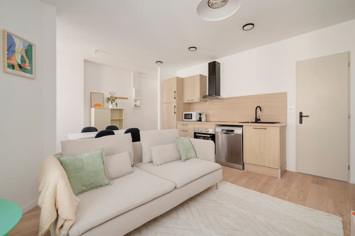 Chru / Maternité à 2 Minutes -Parking Privé - Nancy