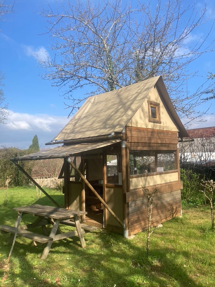 Cabane éTape Camping à La Ferme - Sarlat-la-Canéda