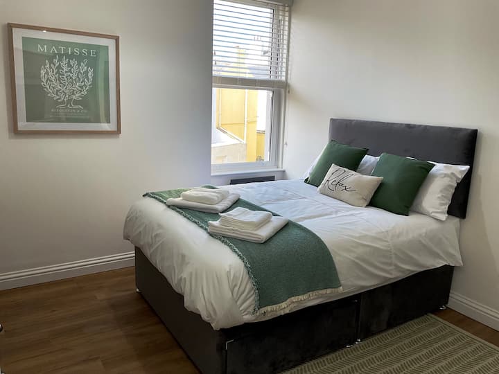 Number 2, 8 Clifton Terrace - Isle of Man