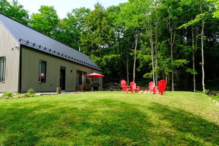 Hemp House In The Woods - Hawkesbury