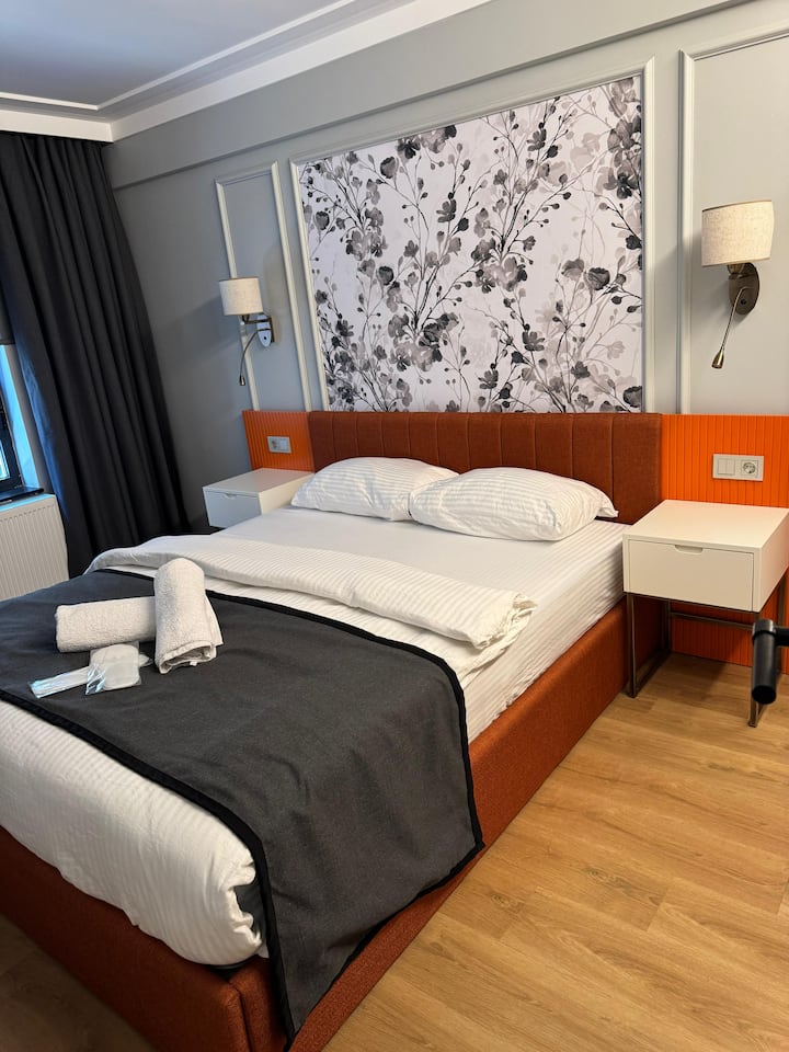 Tunalıda 2+1 Lüks Mutfaklı Daire - Klimasız - Ankara