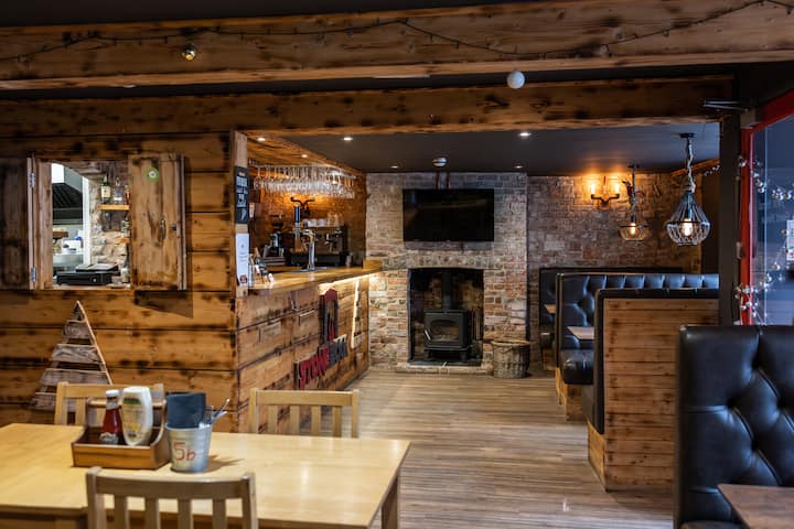 Stonerock Lodge - Chepstow