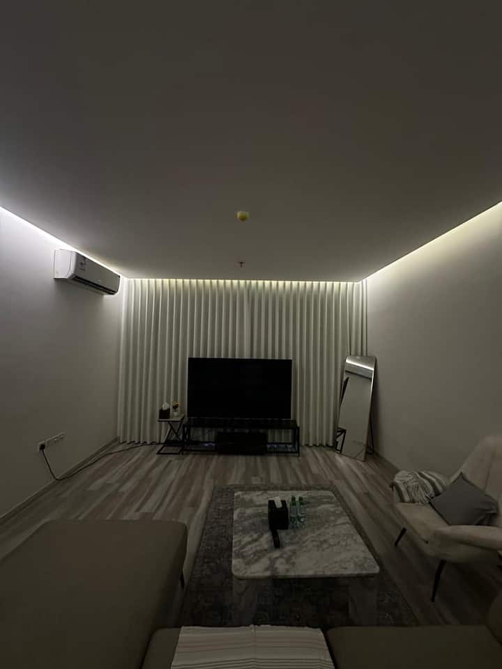 Cozy House 18 
2bedrooms 
2bathrooms - Jeddah