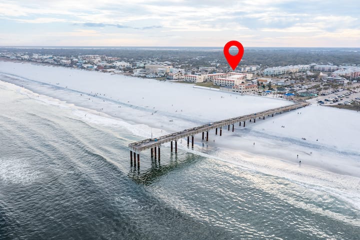 Snowbird Haven, Beachfront, Near Historic District - St. Augustine Beach, FL