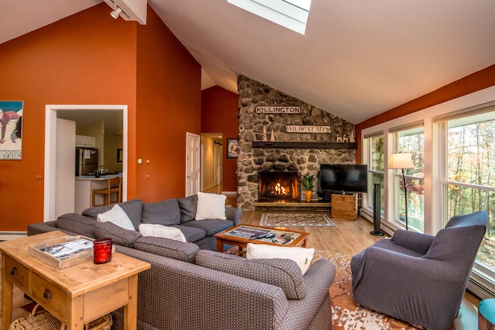 | Spacious North Conway Village Lodge W/ A View | - North Conway, NH