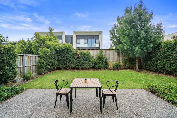 Three Bedroom House @ North Kellyville - Blacktown
