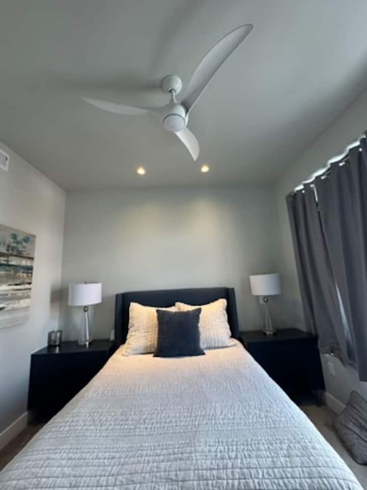 Fully Furnished New Townhome - Reno