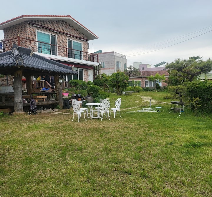 바다뷰를 품은 넓은 정원을 가진  마린별장 - Busan