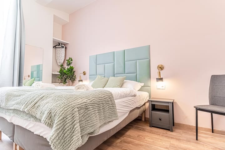 Beautiful Central Barrier-free Studio With Kitchen - Vienna