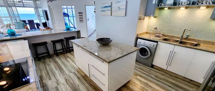 Beautiful 4-bed Home In Honey Hills - Krugersdorp