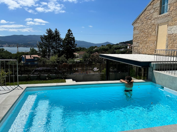 La Casa De Los Cristales - Outes