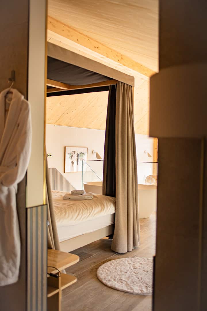 ÉColodge D’exception Avec Bains Nordiques En Bois - Frankreich