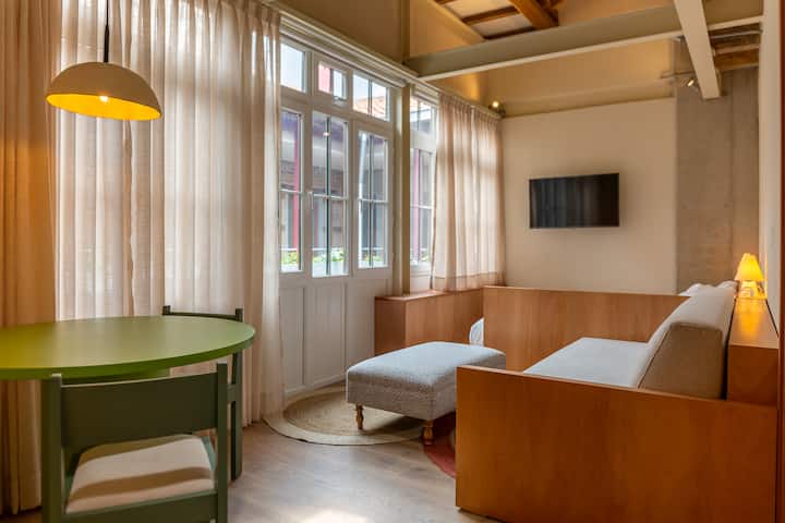 *Beautiful Light-filled Studio @ Casa Rosada - Bogotá