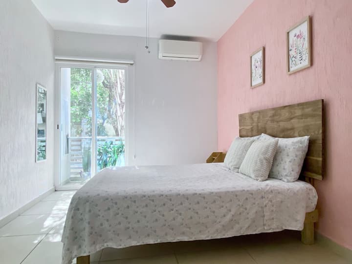 Coquillage J4 - Aéroport international de Cancún (CUN)