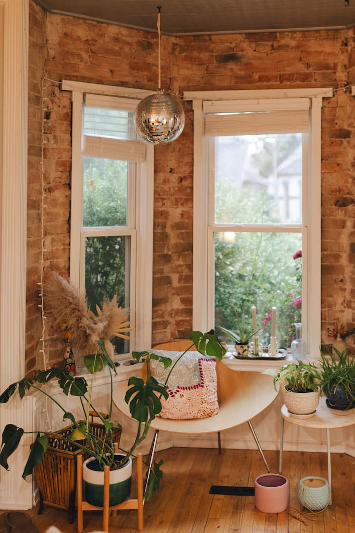 Eclectic Highland Denver Bungalow - Denver, CO