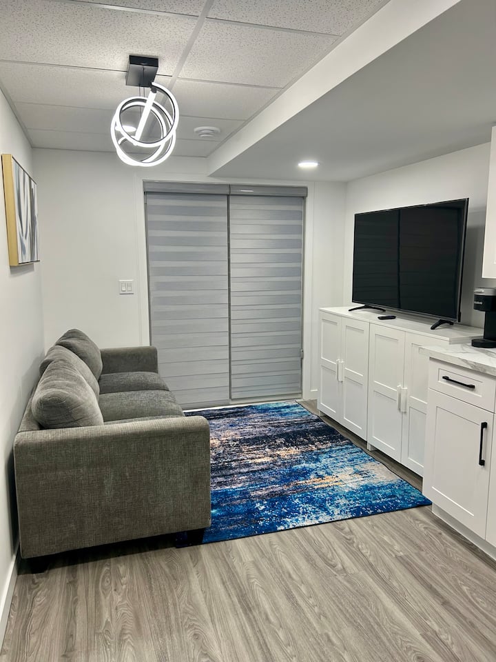 Walkout Homestay With Lake View - Winnipeg