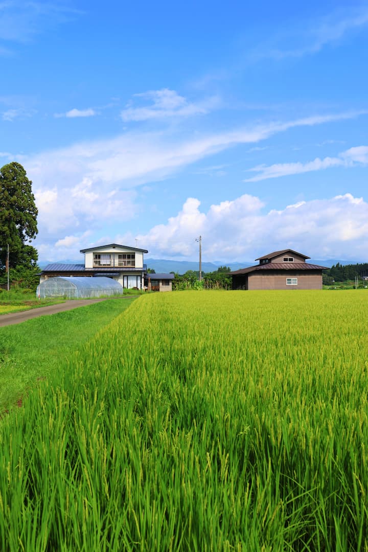 期間限定連泊割/新幹線徒歩15分/空港車8分/田んぼに囲まれて暮らす自然に寄り添う静かな一棟貸切宿 - Iwate