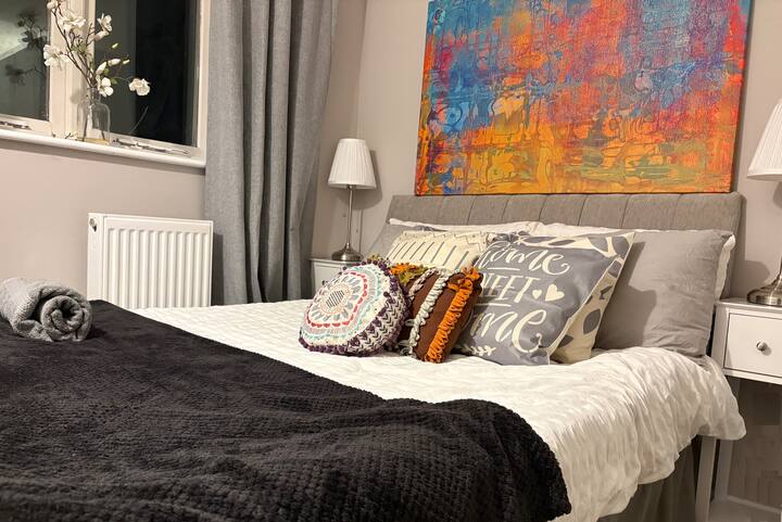 Double Room Nr Hampton Court, Free Street Parking - Thames Ditton