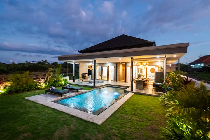 Newly Built Villa - Rice Fields & Tranquil Getaway - Australia