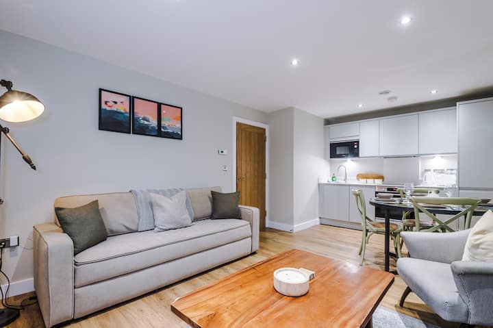 Stylish Georgian City Flat! - Chester, UK