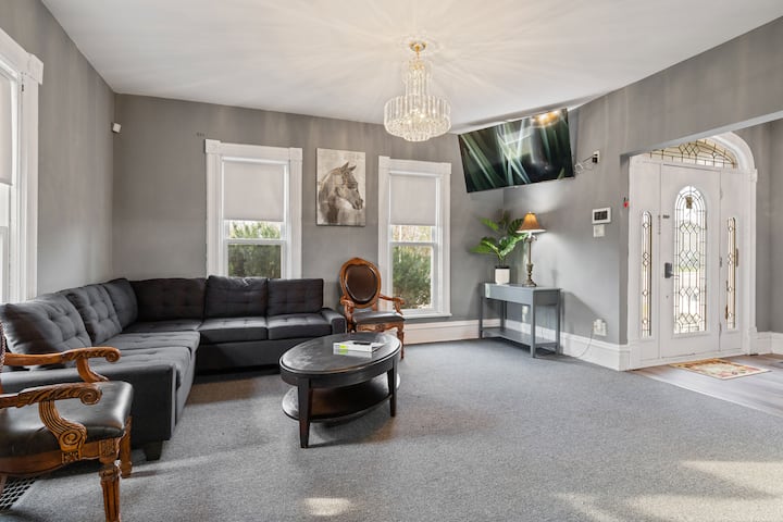 Bighouseaurora/bigtv/4bd/1.5bt - Aurora