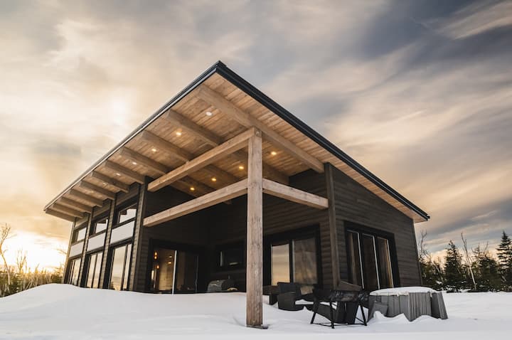 Chalet Au Sommet De La Montagne - Quebec