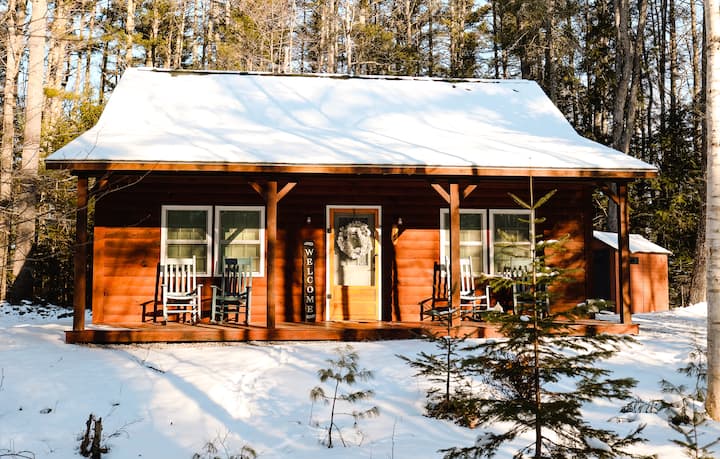 Cozy Winter Stay • Near Mt & Downtown Bridgton - Bridgton, ME