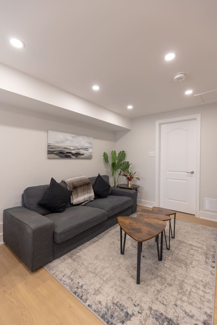 Modern And Cozy Garden Suite With Private Parking - 마크험