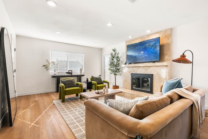 Charming La Gem:games, Worldcup & Close To It All! - Los Angeles, CA