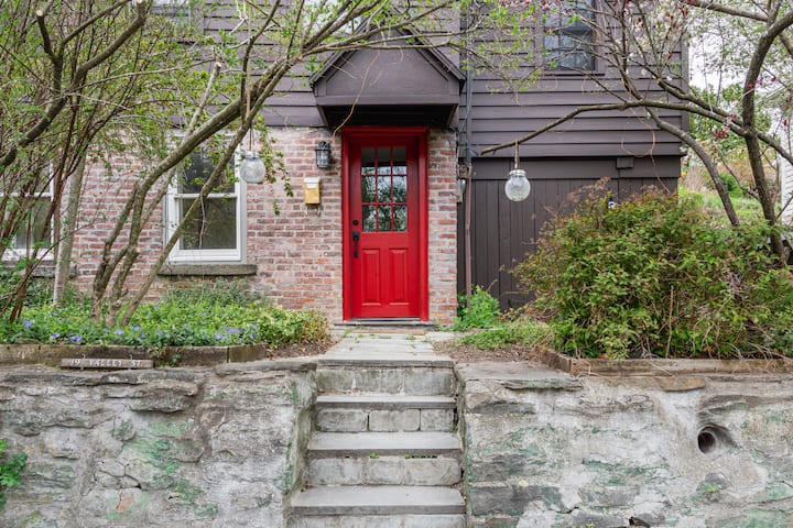 Cozy! Close To Village Of Saugerties/dog Friendly - Saugerties, NY