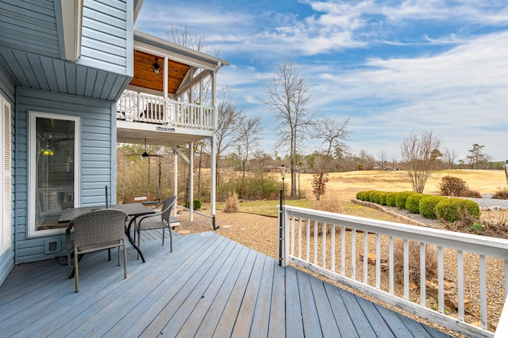 Golf Course Retreat In Hot Springs - Hot Springs Village, AR