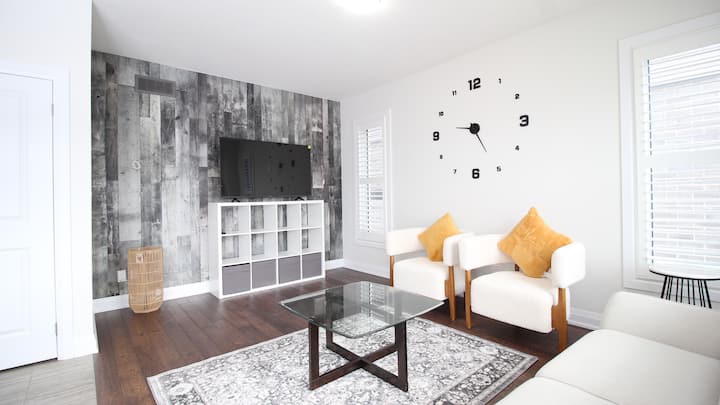 Beautiful House Near Grand River & Kiwanis Park - Waterloo, Ontàrio, Canadà