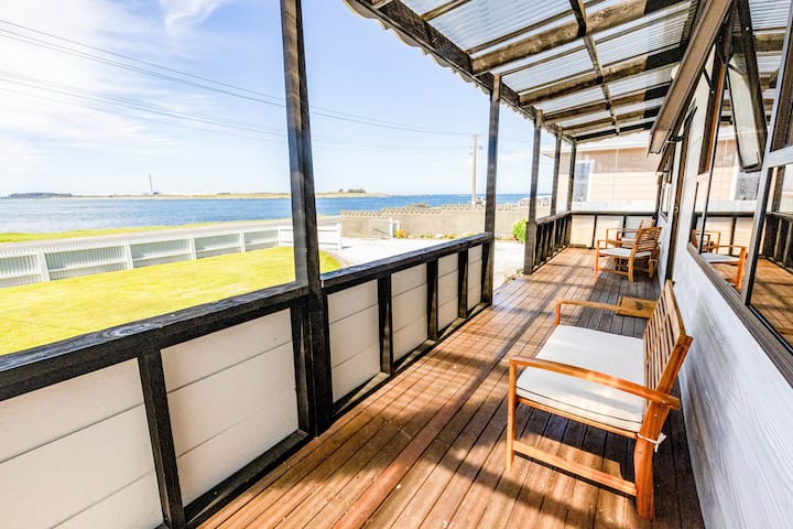 Waterfront Cottage Bluff - Bluff