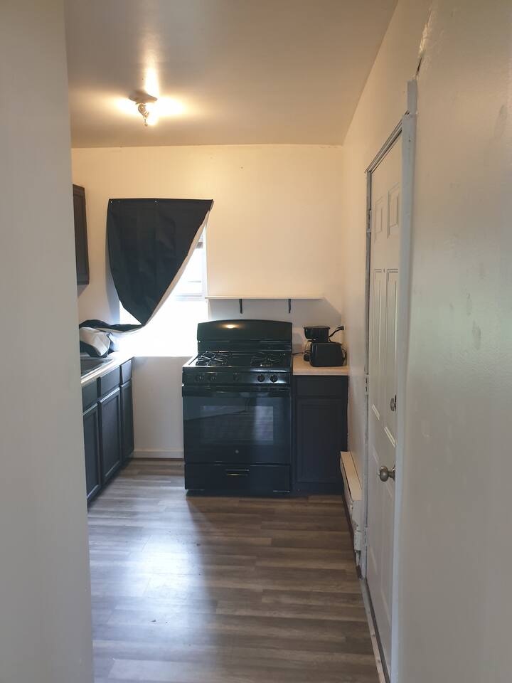 A Nice One Bedroom Apartment - Joliet, IL