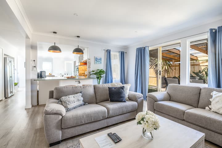 Family Friendly, Walk To Beach, Spacious - Ocean Grove