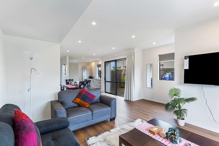 Auckland Airport Homes.3 Bedrooms,2.5 Bathroom - Auckland
