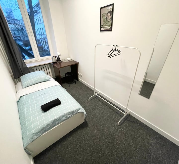 Fantastic Waw - Ch5 Room B104 - Warschau