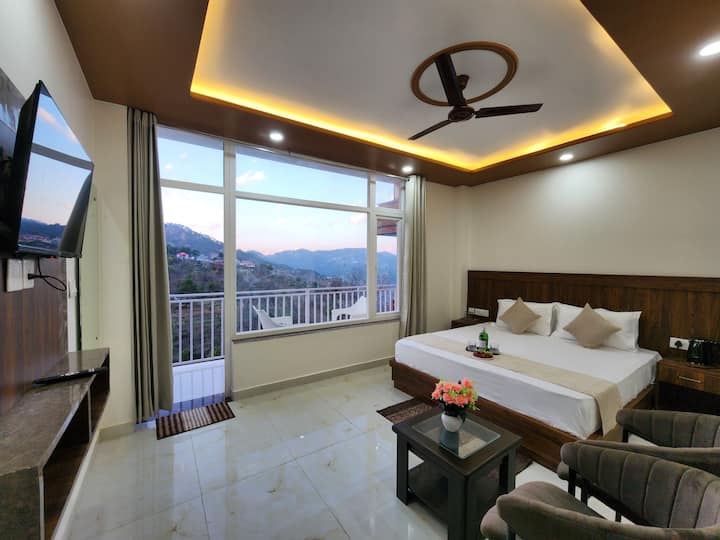 Deluxe Room Mountain View - Parwanoo