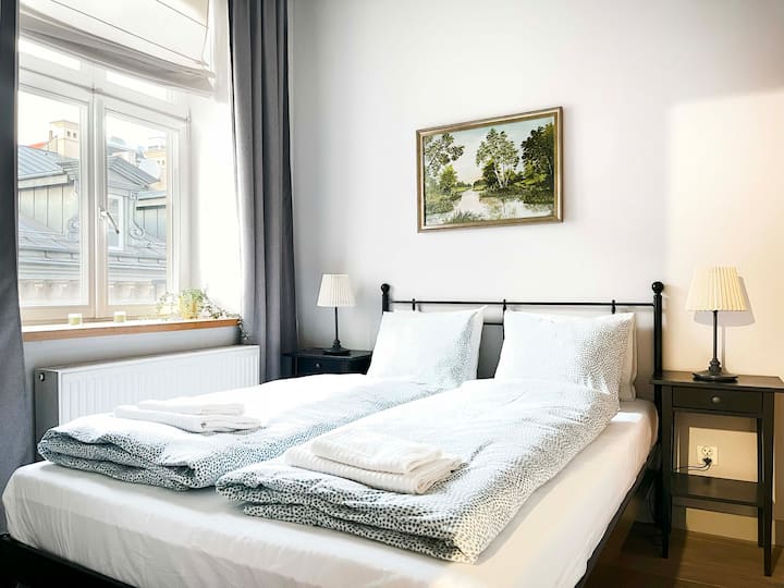 Apartment With Two Bedrooms And A/c In Cracow - Krakow