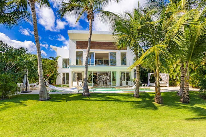 Luxury Villa With Private Pool & Bbq In Cocotal - Punta Cana
