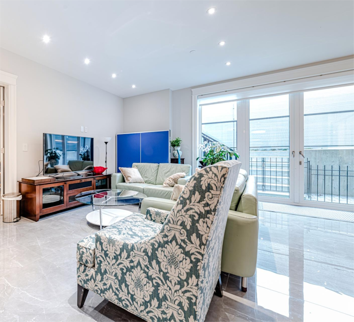 Chic & Cozy 2-bedroom Retreat | Heart Of Vancouver - Vancouver