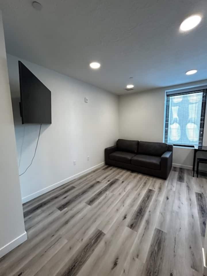 Salt Lake City Downtown Loft 212 - Salt Lake City, UT