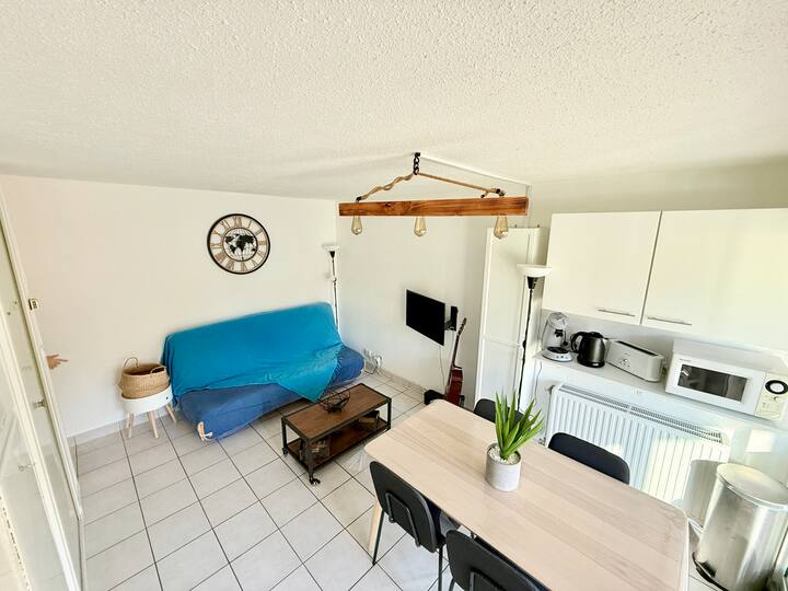 Port Raphael/vue Canal Et Bateaux/piscine/parking - Agde