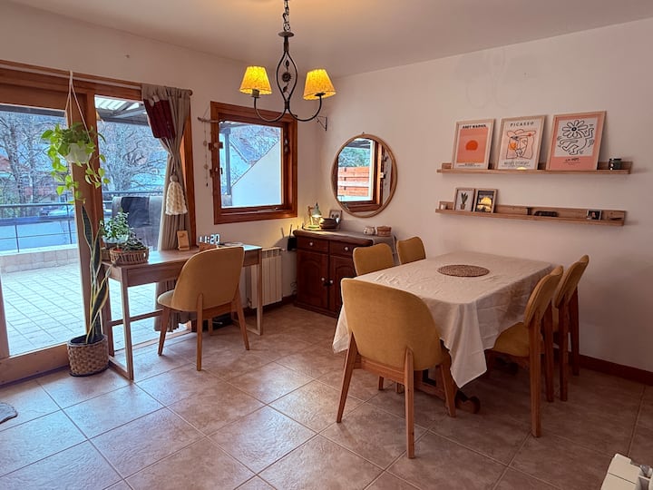 Luminoso Y Amplio Duplex Con Terraza Y Cocherasmda - San Martin de los Andes